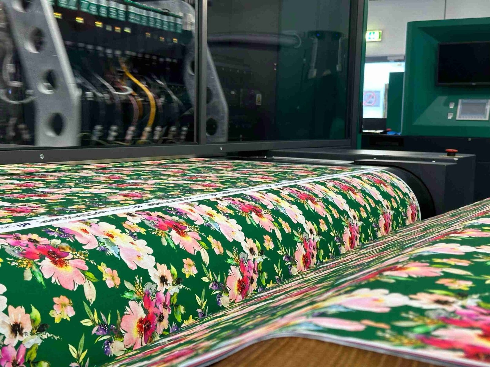 Which Fabric is Better for Digital Printing? A Comprehensive Guide